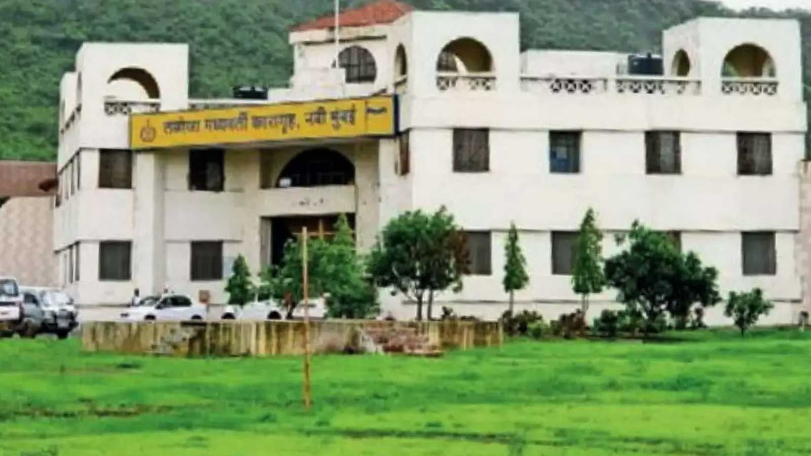 Nw18 Bombay High Court Directs Inspection of Taloja Jail After Plea ...